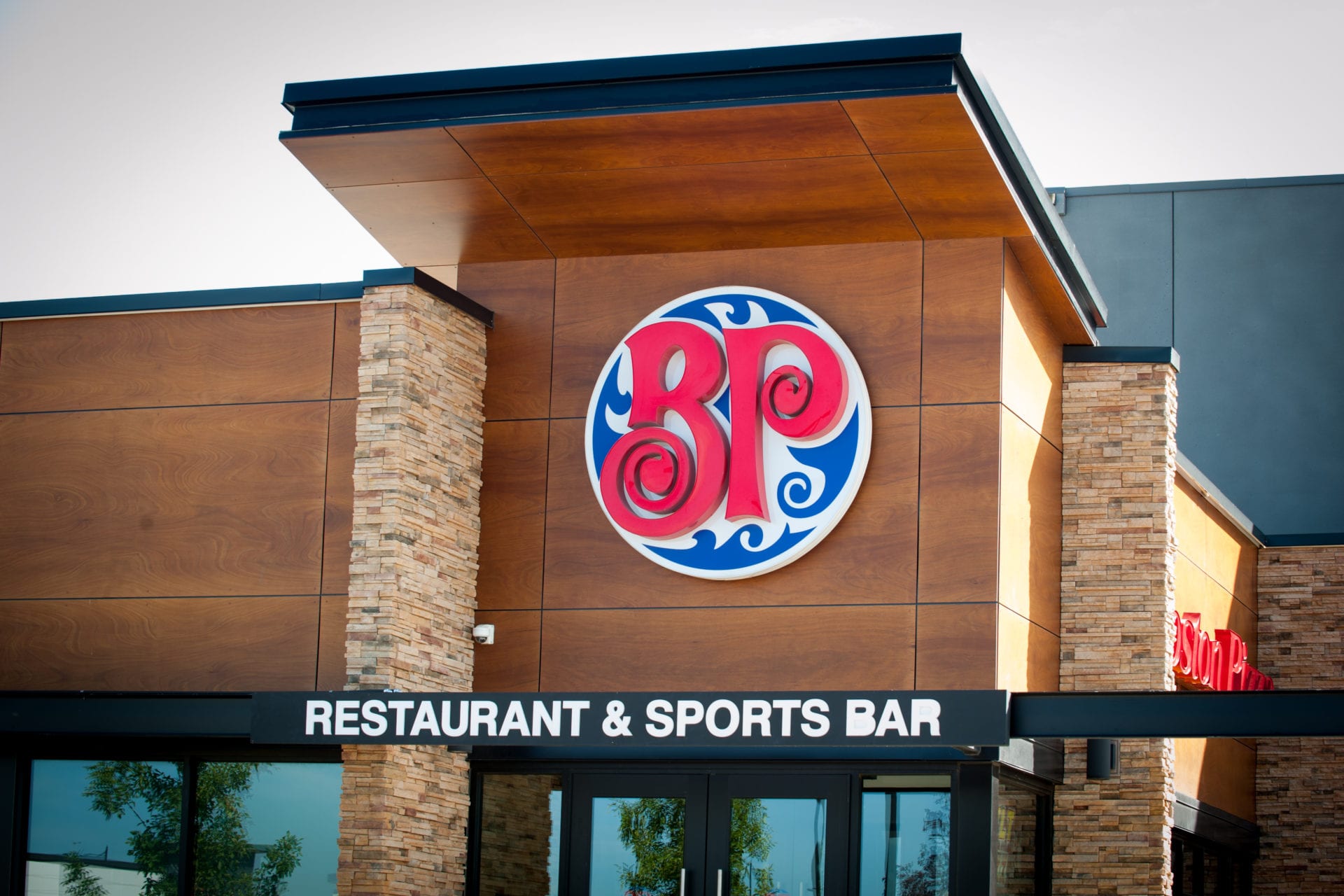 Boston Pizza - Manning Town Centre